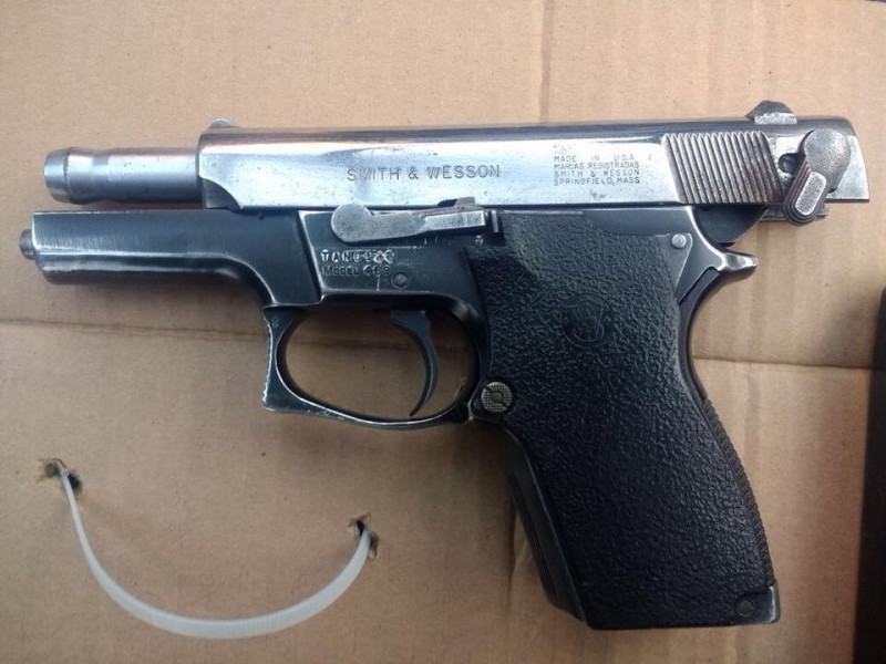 LO AGARRAN POR PELEONERO Y RESULTA QUE TRAÍA UNA FUSCA - TERMÁPOLIS ...